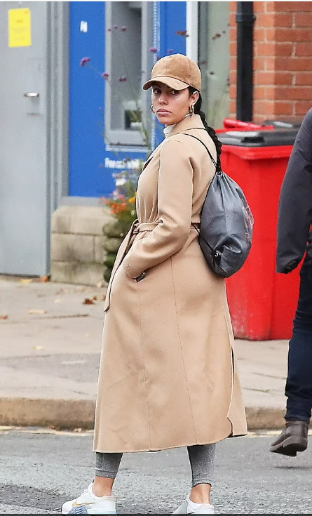 Casual dhe pa make up, Georgina Rodriguez fotografohet duke bërë ...