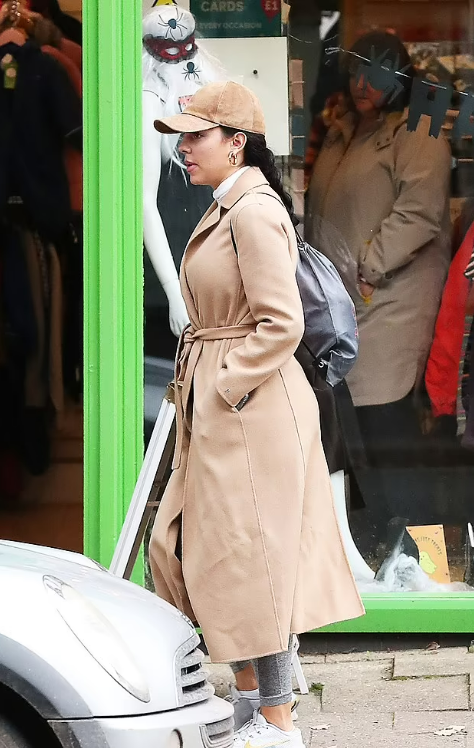 Casual dhe pa make up, Georgina Rodriguez fotografohet duke bërë ...