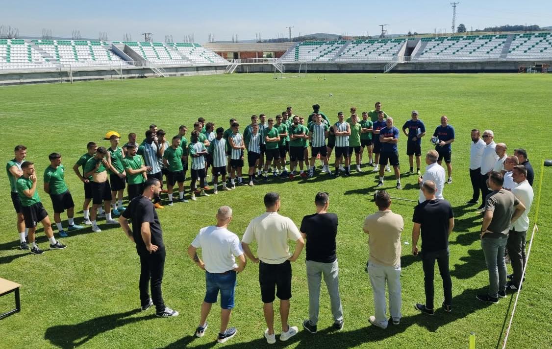 Shpalli kampion Partizanin, Kolela merr vendin e ish-it të Njukasëllit ...