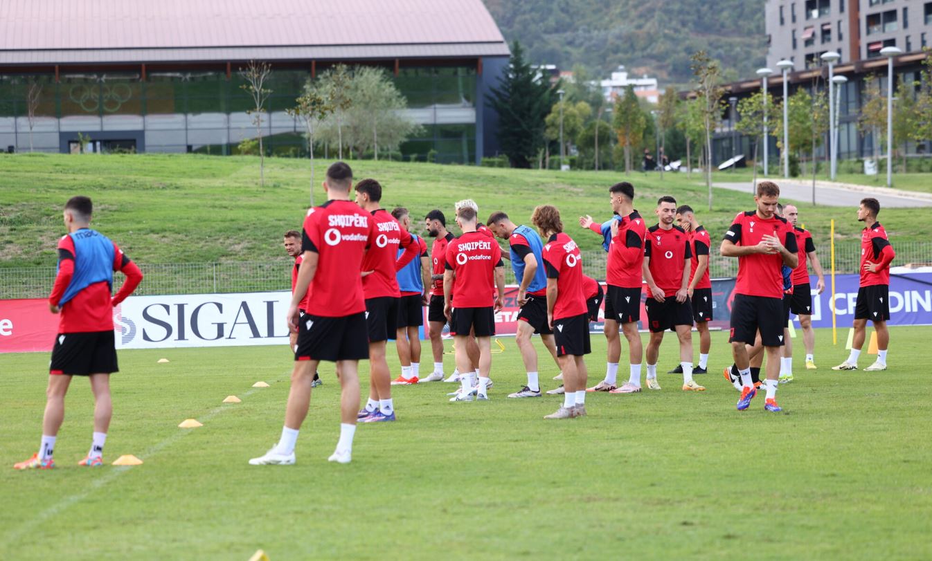 Një lojtar “tepër” në listën e Silvinjos, ja cili futbollist mbetet në ...