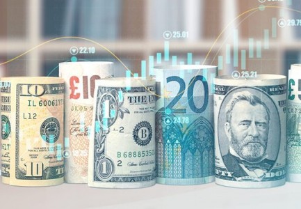 Këmbimi valutor 26 gusht/ Me sa blihen e shiten dollari dhe euro, çfarë ...