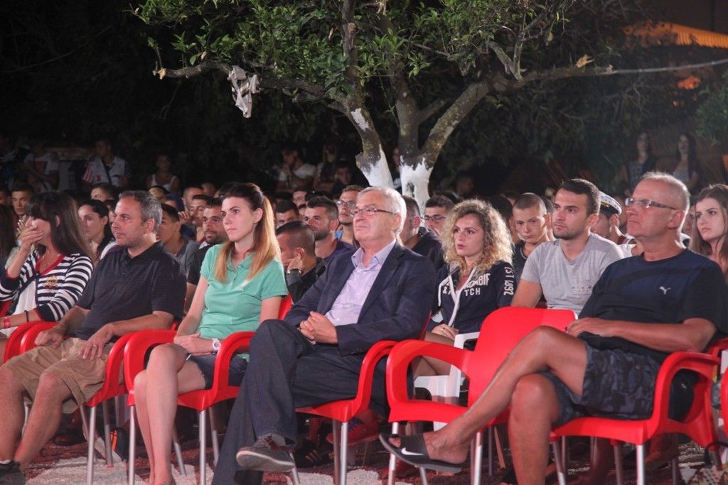 Veliaj dhe Mejdani me Metën në Jalë (FOTO)
