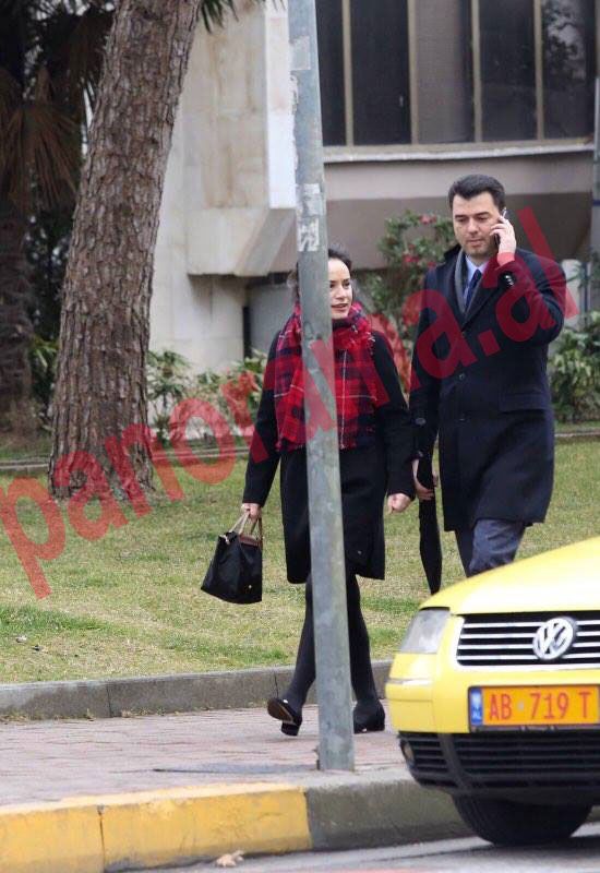 Fundjava në këmbë e kreut të opozitës, Lulzim Basha me bashkëshorten Aurela