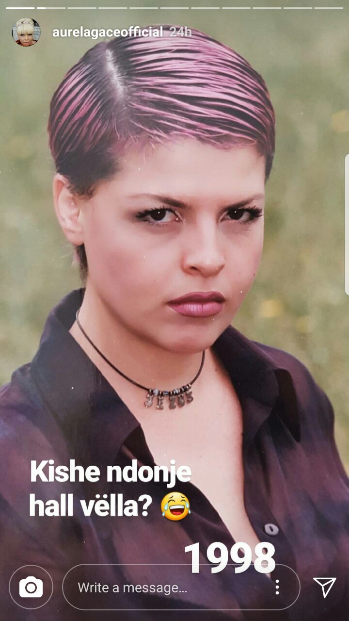 FOTOT/ Aurela tregon çfarë i ka ndodhur në daljen e parë në skenë, nga ...