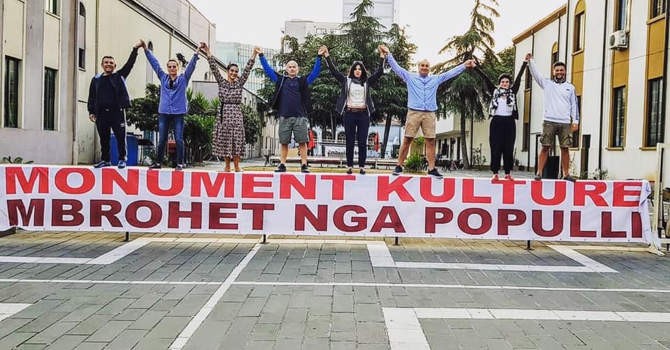 Dështimi i marrëveshjes me firmën “Fusha”, reagon Aleanca për Teatrin ...