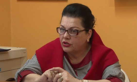 Pse disa pacientëve u del tamponi negativ? Mjekja tek “Shefqet Ndroqi ...