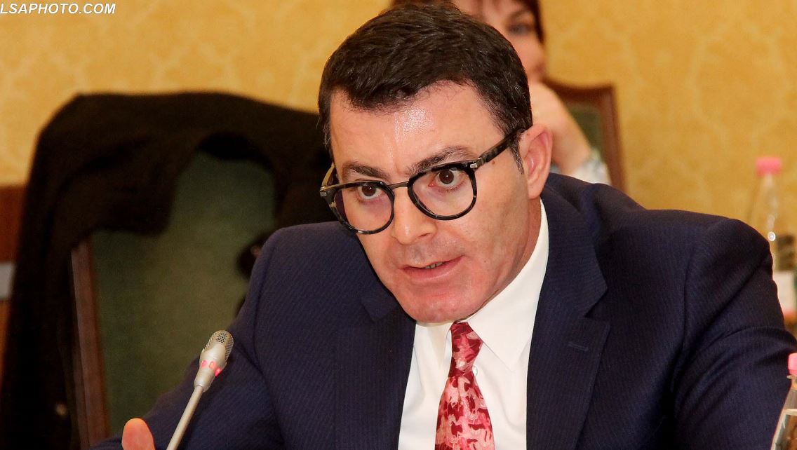 ANALIZA/ Alket Hyseni: Midis reformës, politikës dhe hiperkodifikimit ...