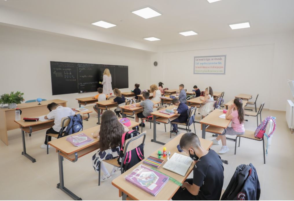 Ndryshon procedura për emërimin e drejtuesve në shkolla, kushtet e reja ...