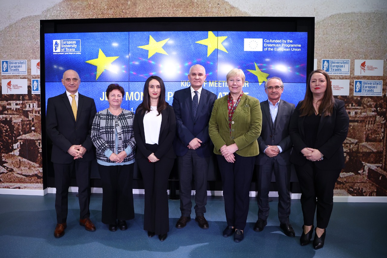UET prezanton dy projekte Jean Monnet/ Ambasadorja e BE-së: Është nder ...