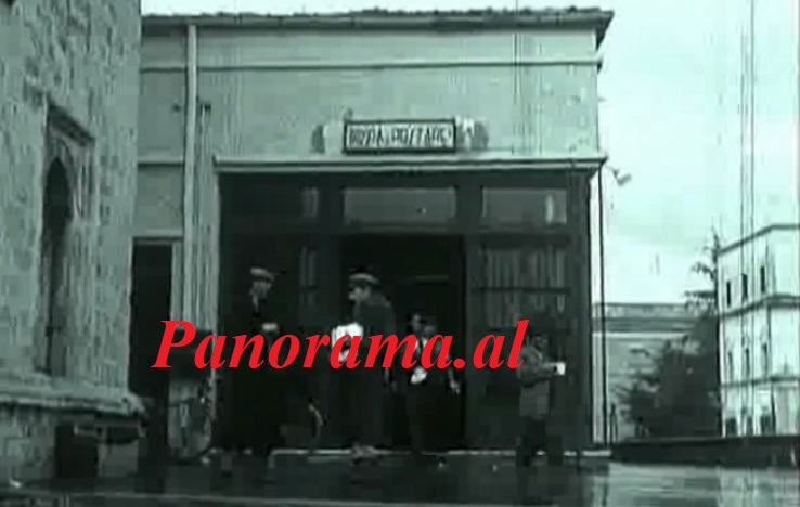 Historia e Postave dhe 3-minutëshit të komunikimit/ “Alo, Vlora ...