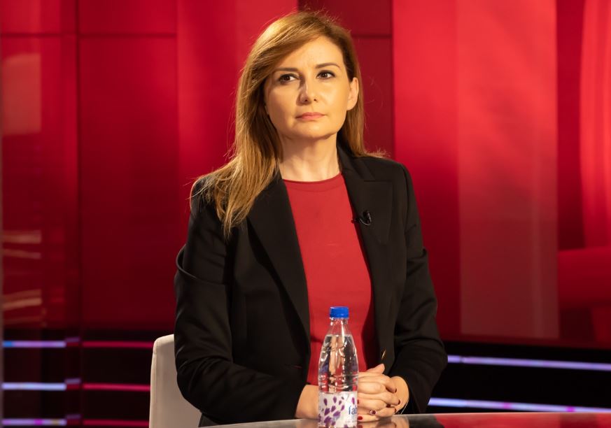 “Prej dekadash mban shpresat e Shqipërisë varur”- Nafta në Shpirag ...