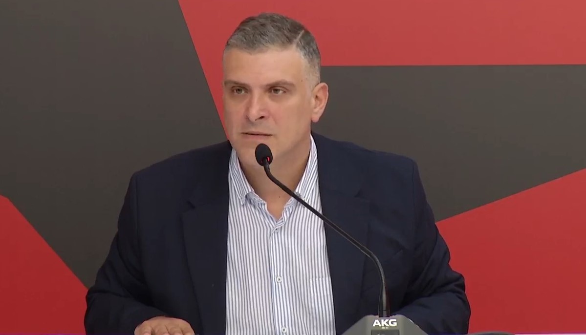 “Rrugët e florinjtë nuk janë investime publike, por gropa septike ...