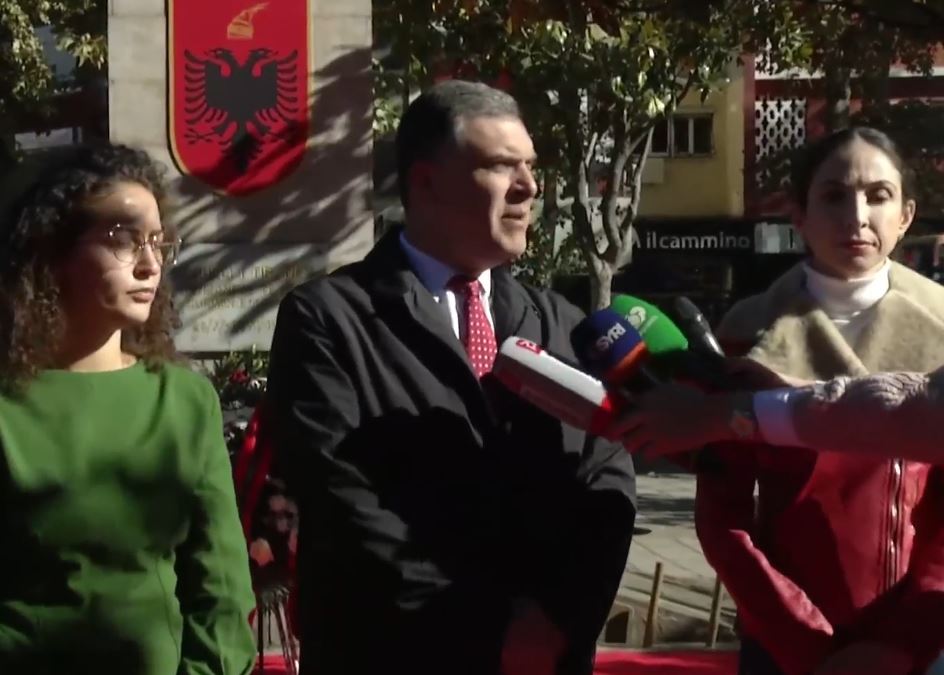 80-vjetori i Çlirimit të Tiranës/ Tedi Blushi: Sot një ditë reflektimi ...