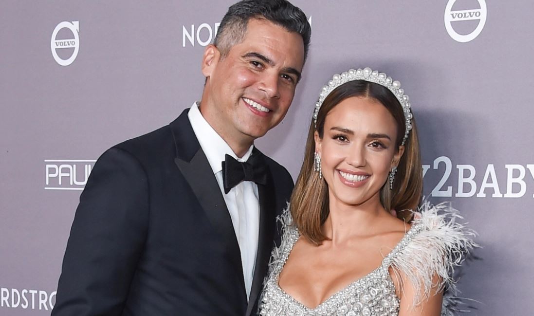 Merr fund martesa 16-vjeçare, Jessica Alba drejt divorcit me Cass ...
