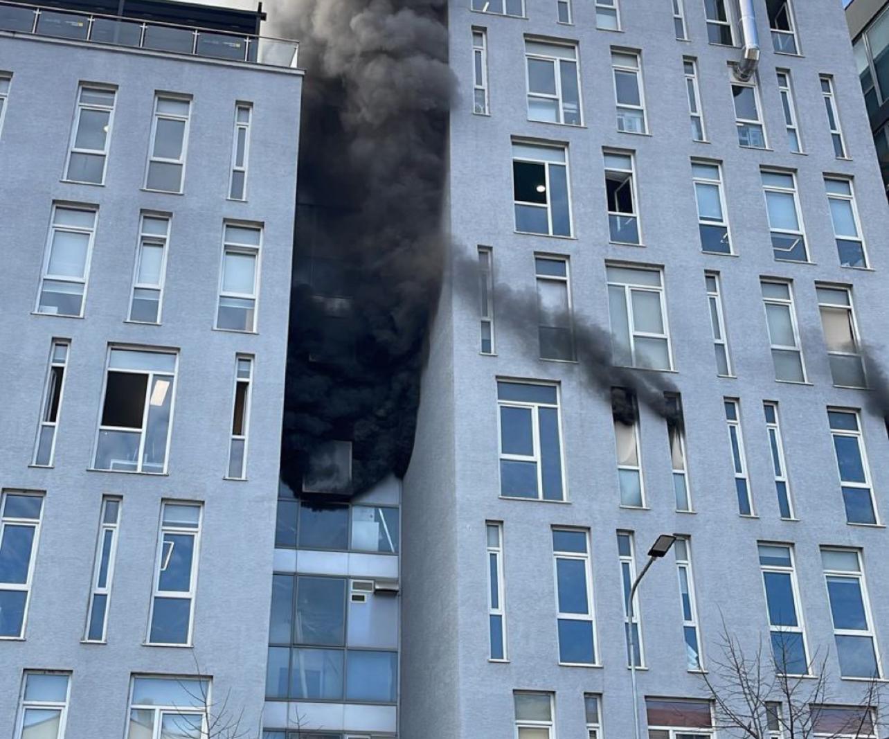 Pse po shtohen zjarret në pallatet e reja? Drejtori i shërbimit ...
