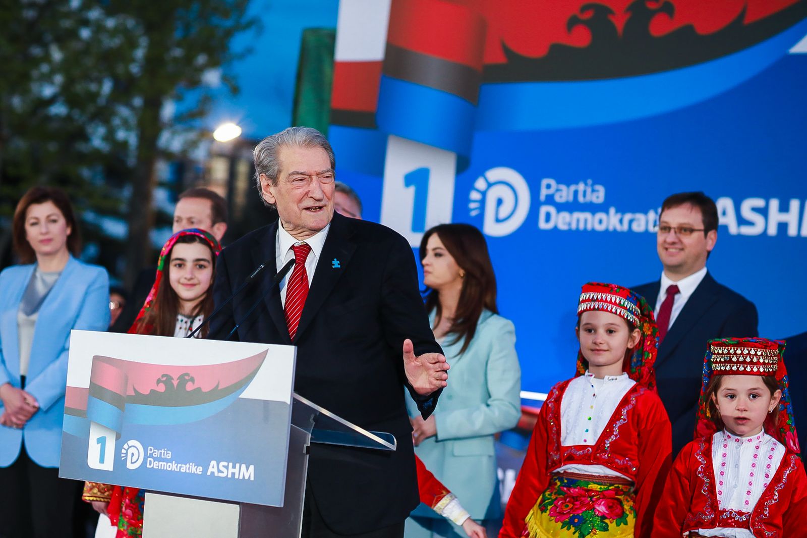 Dosja e ish-kryebashkiakut të Shkodrës kaloi për gjykim, Berisha: Bardh ...