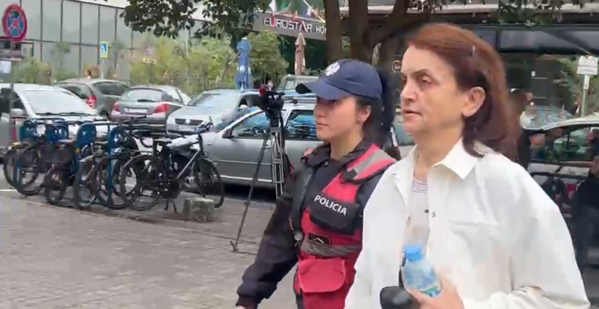VIDEO/ Pajtime Fetahu paraqitet në SPAK, ish-gjyqtarja e lidhur me ...