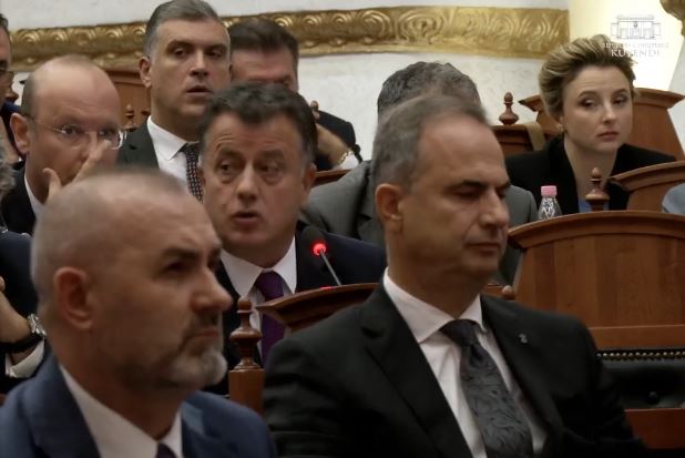 VIDEO/ Noka-Peleshit: Ke zakon të keq, nuk je sufler i deputetëve ndaj ...