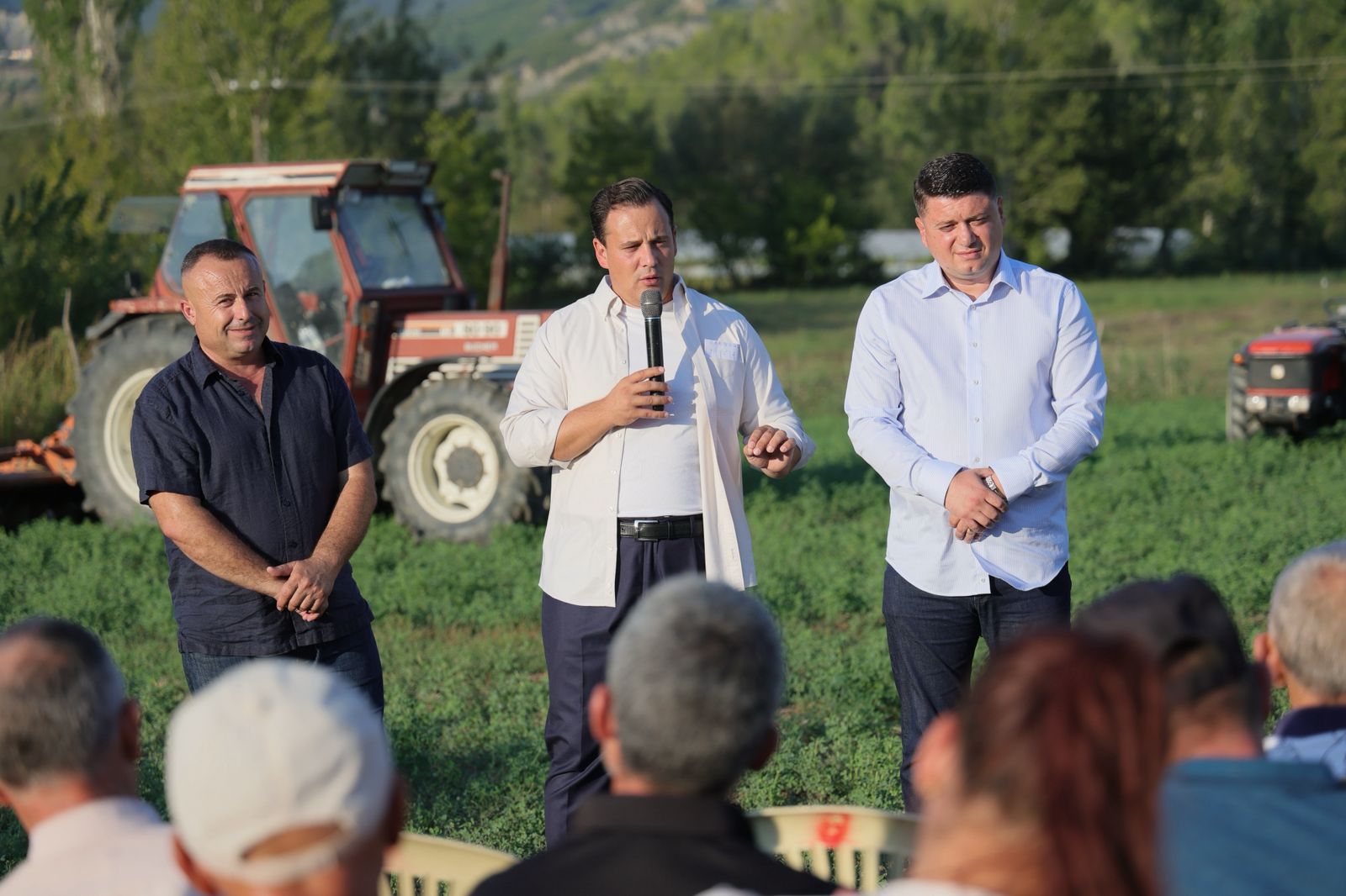 Sulaj me fermerët: Produktet e zonës duhet të jenë konkurruese, synoni ...
