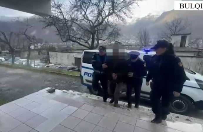 “Pas konfliktit mori thikën dhe…”- Krim i rëndë në familje në Bulqizë ...