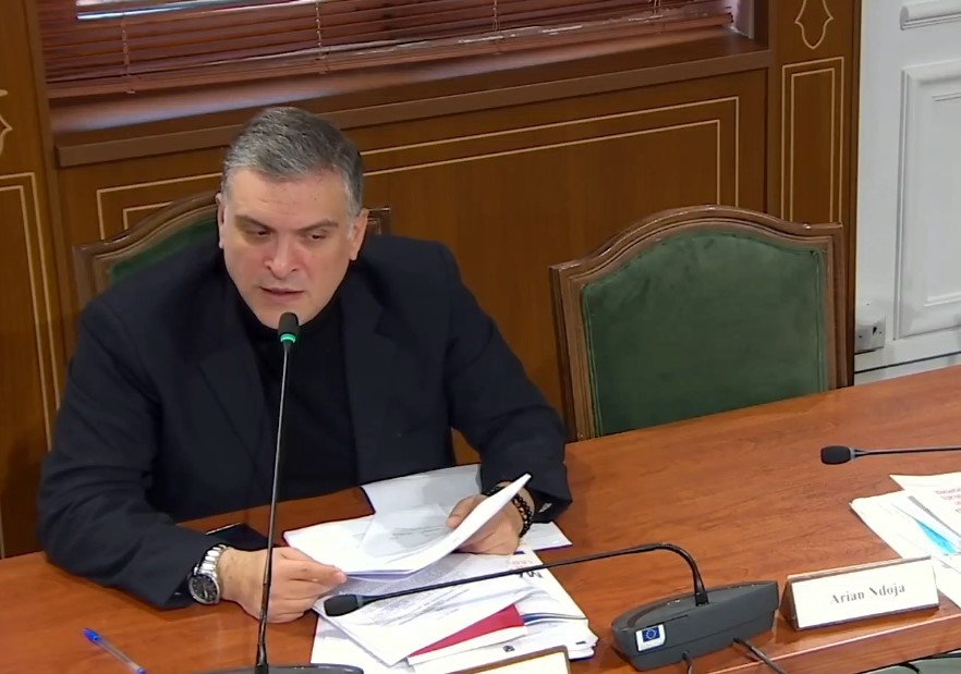 “Po falni pronat e ushtrisë te Ron Yeffet, kompani e hetuar nga NATO ...